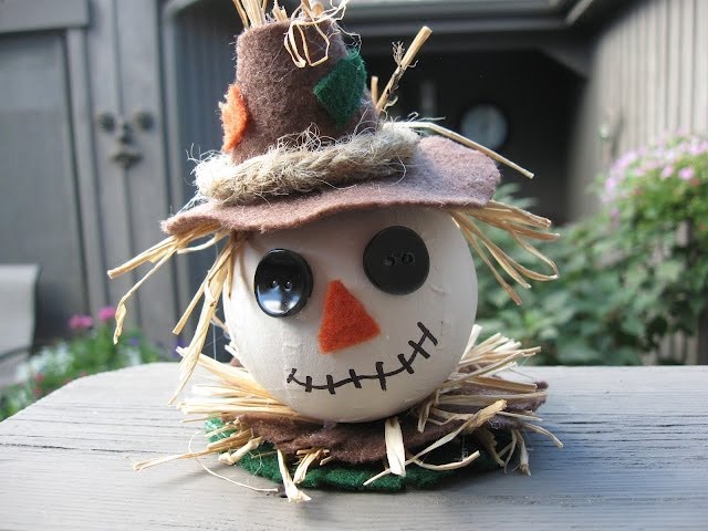 Fall Scarecrow Ornament Craft Tutorial - Craft Klatch