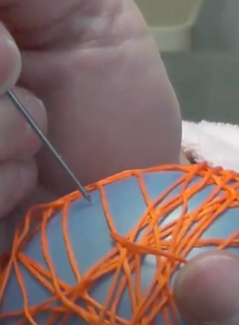 Easy String Pumpkin Craft in 3 Steps | Halloween DIY with video - Craft ...