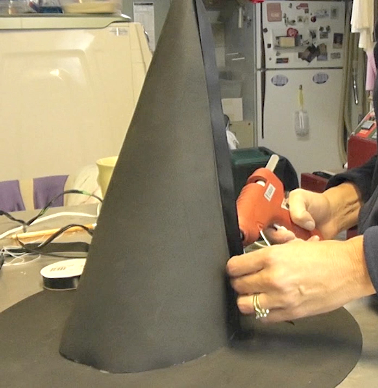 How to Make a Witch Hat Craft Tutorial - Craft Klatch