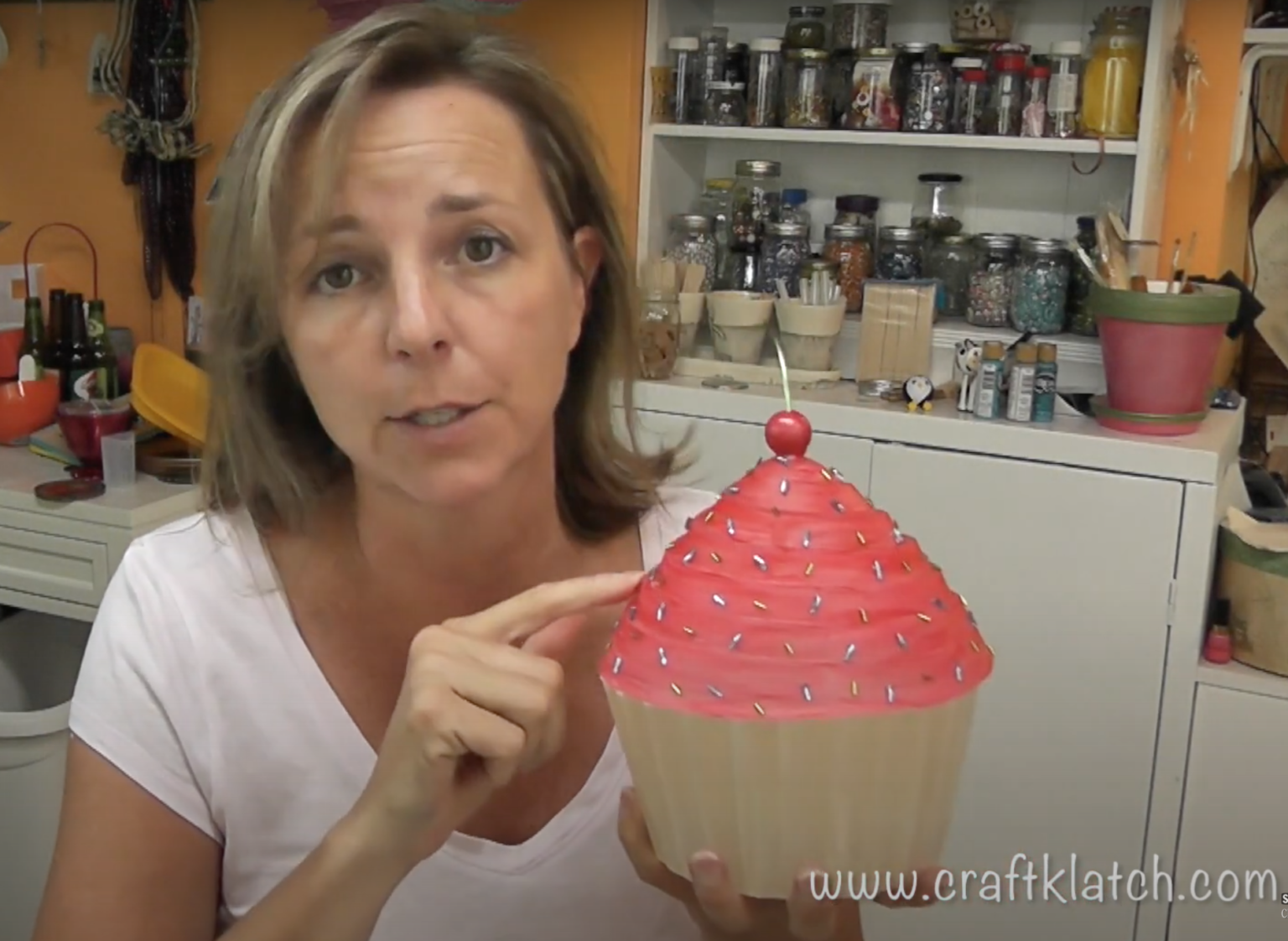 Cupcake Home Decor | Resin Lamp DIY - Craft Klatch