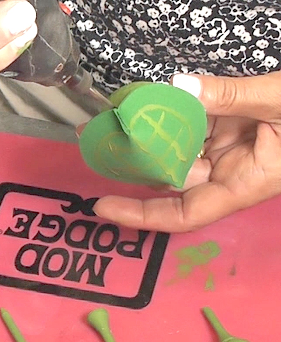 Baby Turtle Golf Ball Recycling Craft DIY with Video Tutorial - Craft ...