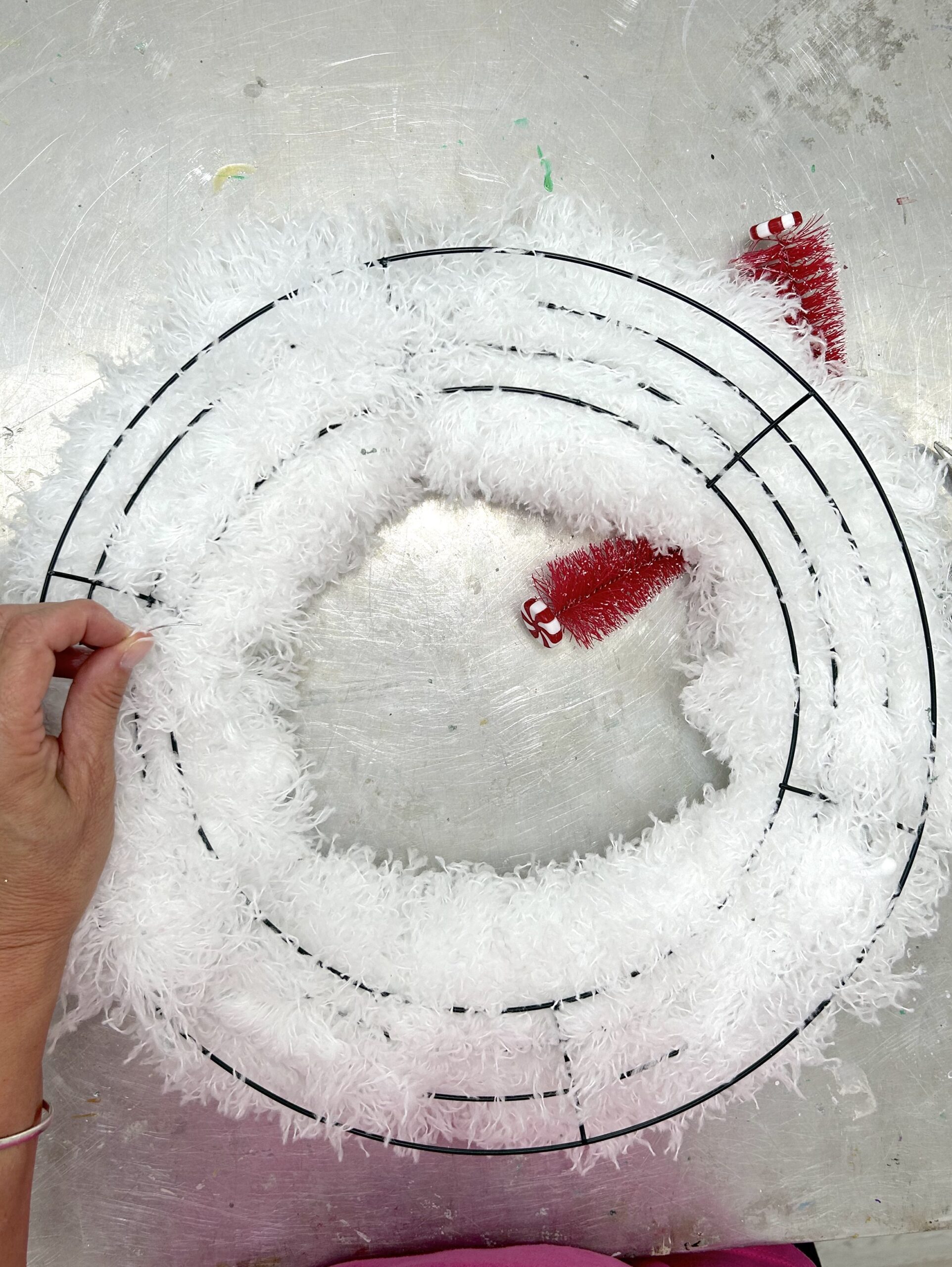 How to Make a Wreath for Christmas - Craft Klatch