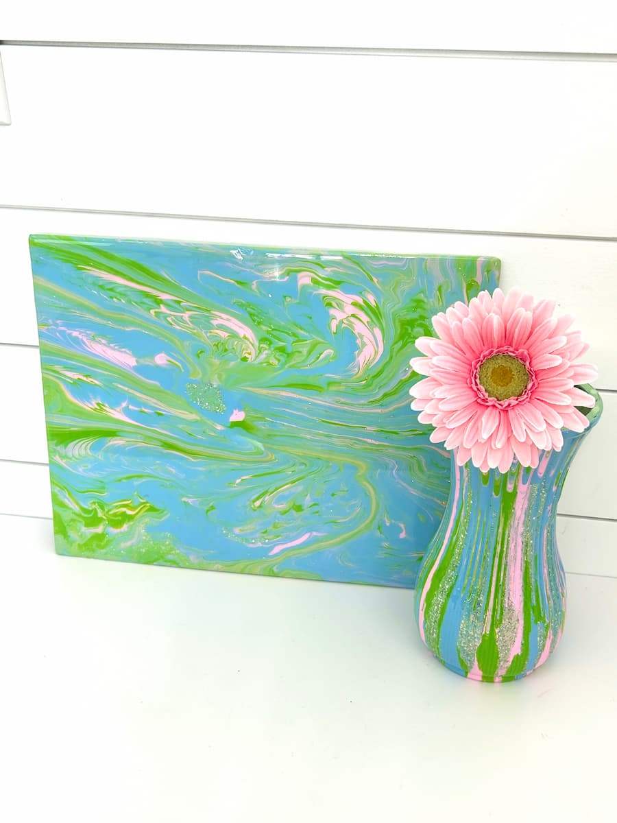 5 Steps to Create a Pretty Vase with Acrylic Paint Pour DIY - Craft Klatch