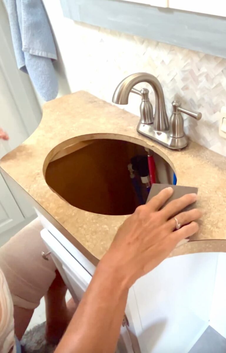 How to Use Epoxy Resin for Countertops...WOW! - Craft Klatch